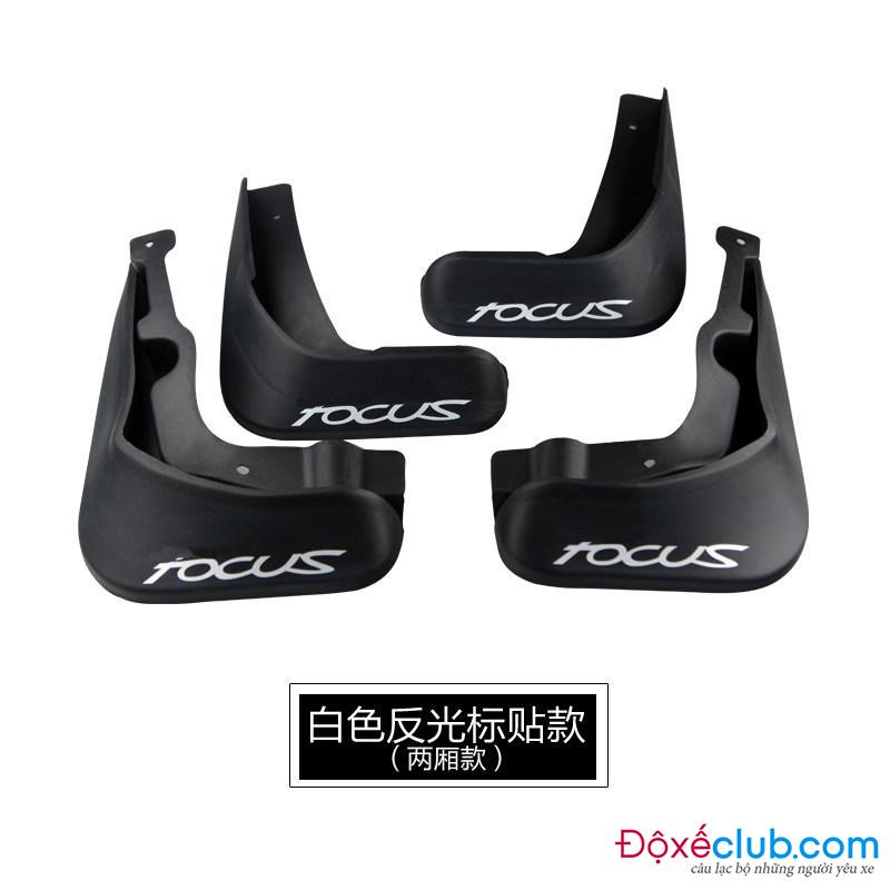 Ốp chắn bùn bánh xe Ford Focus 2015 - Độ xe Club